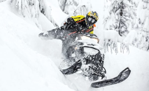2018 Ski-Doo Summit SP: New Model Review | Snowtech Magazine