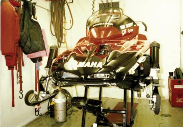 Tim Bender and his Yamaha Vmax-4 Formula III Race Sled | Snowtech Magazine